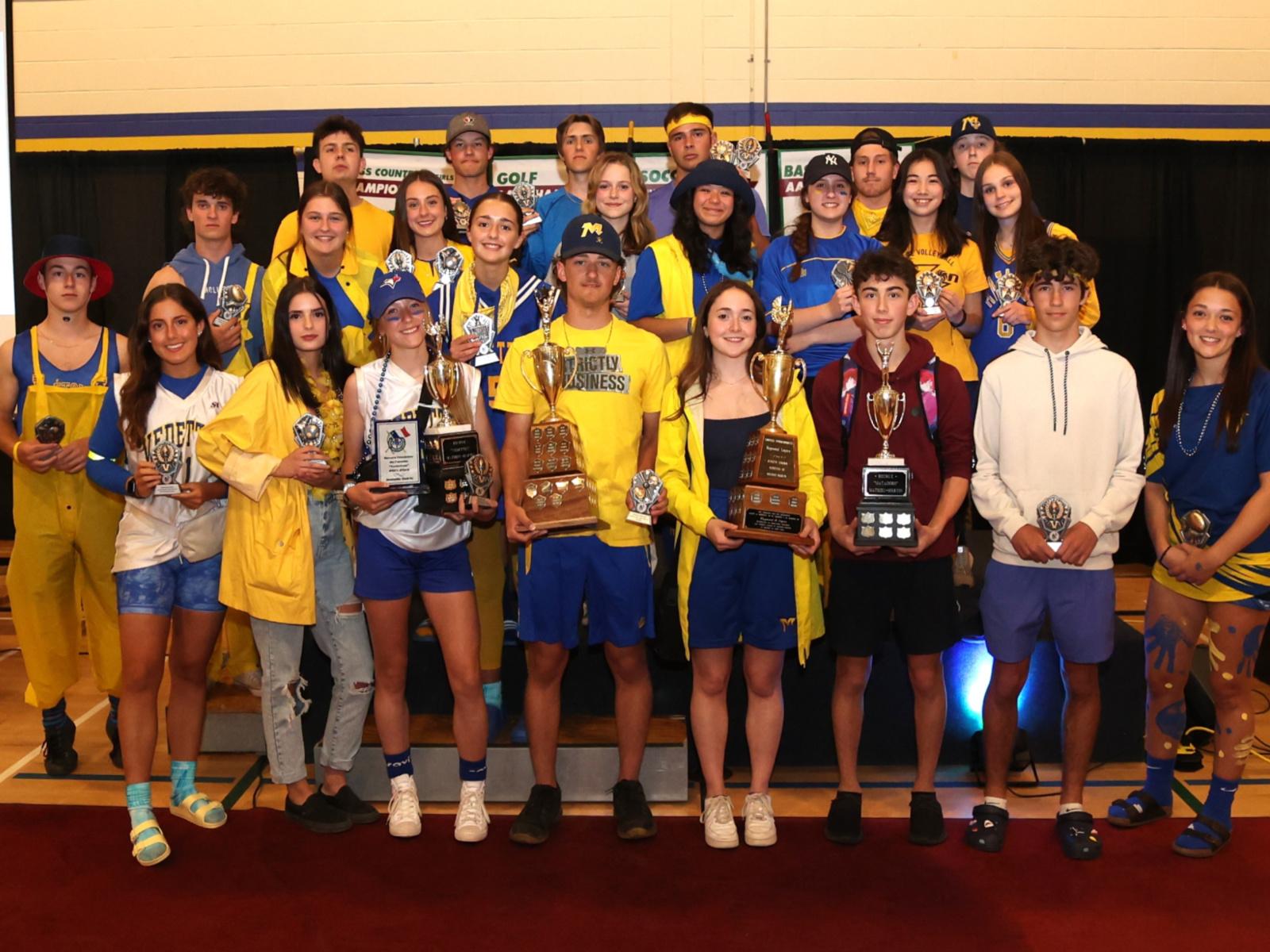 Sports - Léa Thériault et Nicholas Bourque sont les athlètes de l’année ...