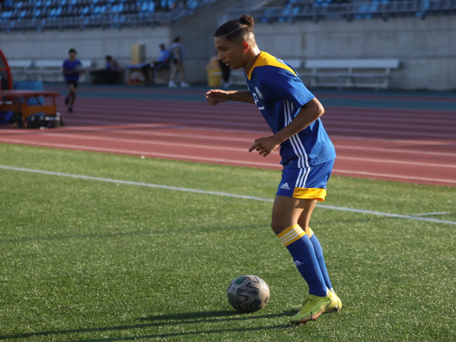 Sports - Soccer : UNB part avec deux victoires - Le Moniteur Acadien