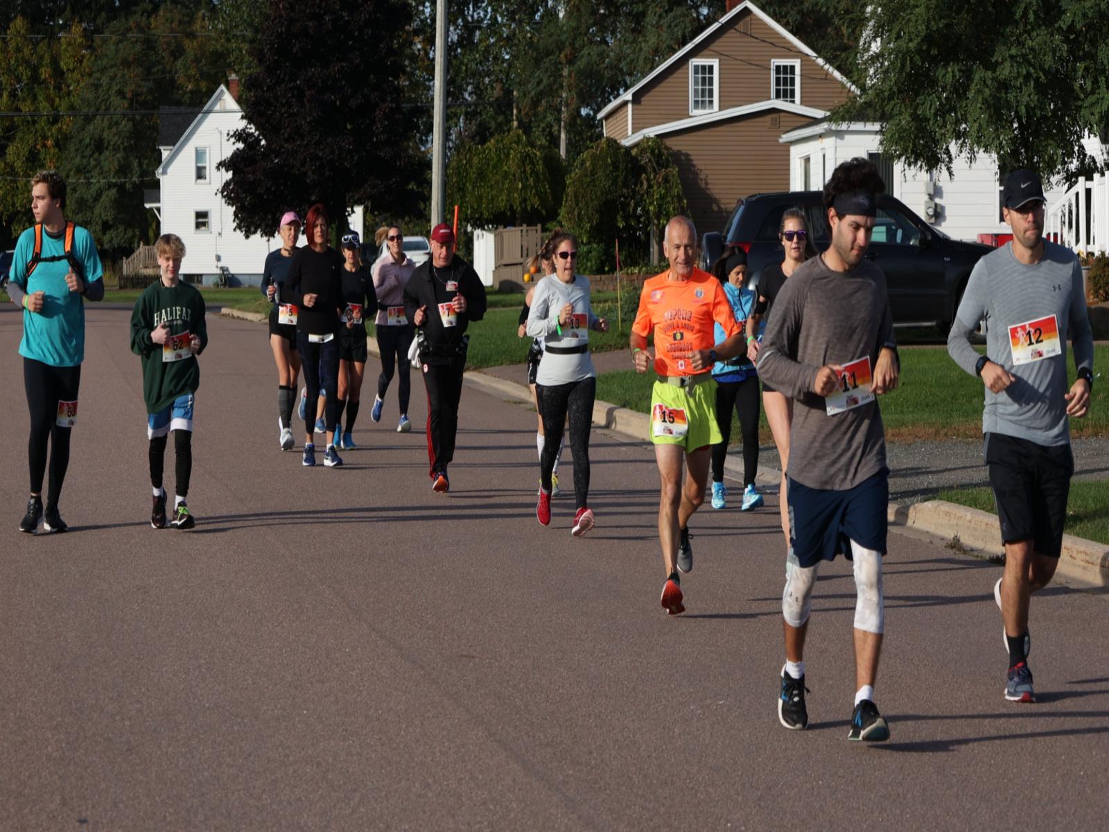 Sports - Francis Robere et Dawn Meade remportent le 15 km Yvon-LeBlanc ...