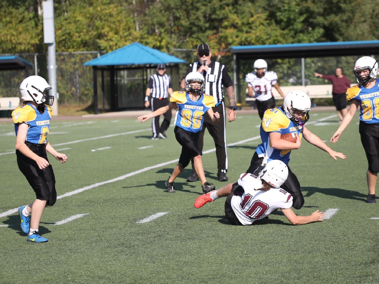 Sports - Match historique des Vedettes à Mathieu-Martin - Le Moniteur ...