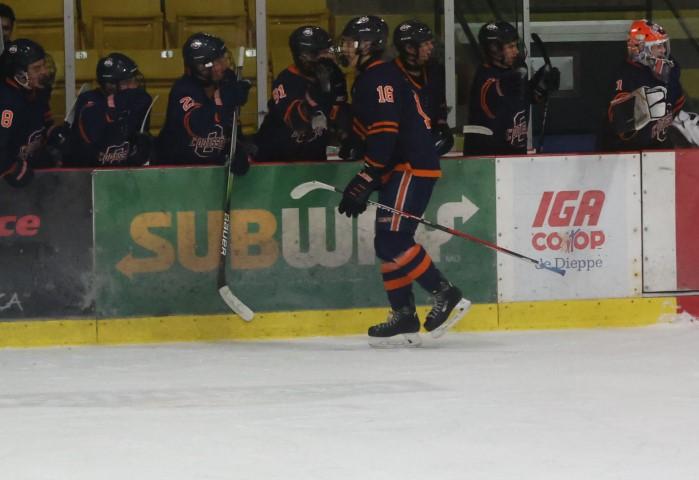 Sports - Les Olympiens de L’Odyssée champions du Tournoi gars Bleu et ...